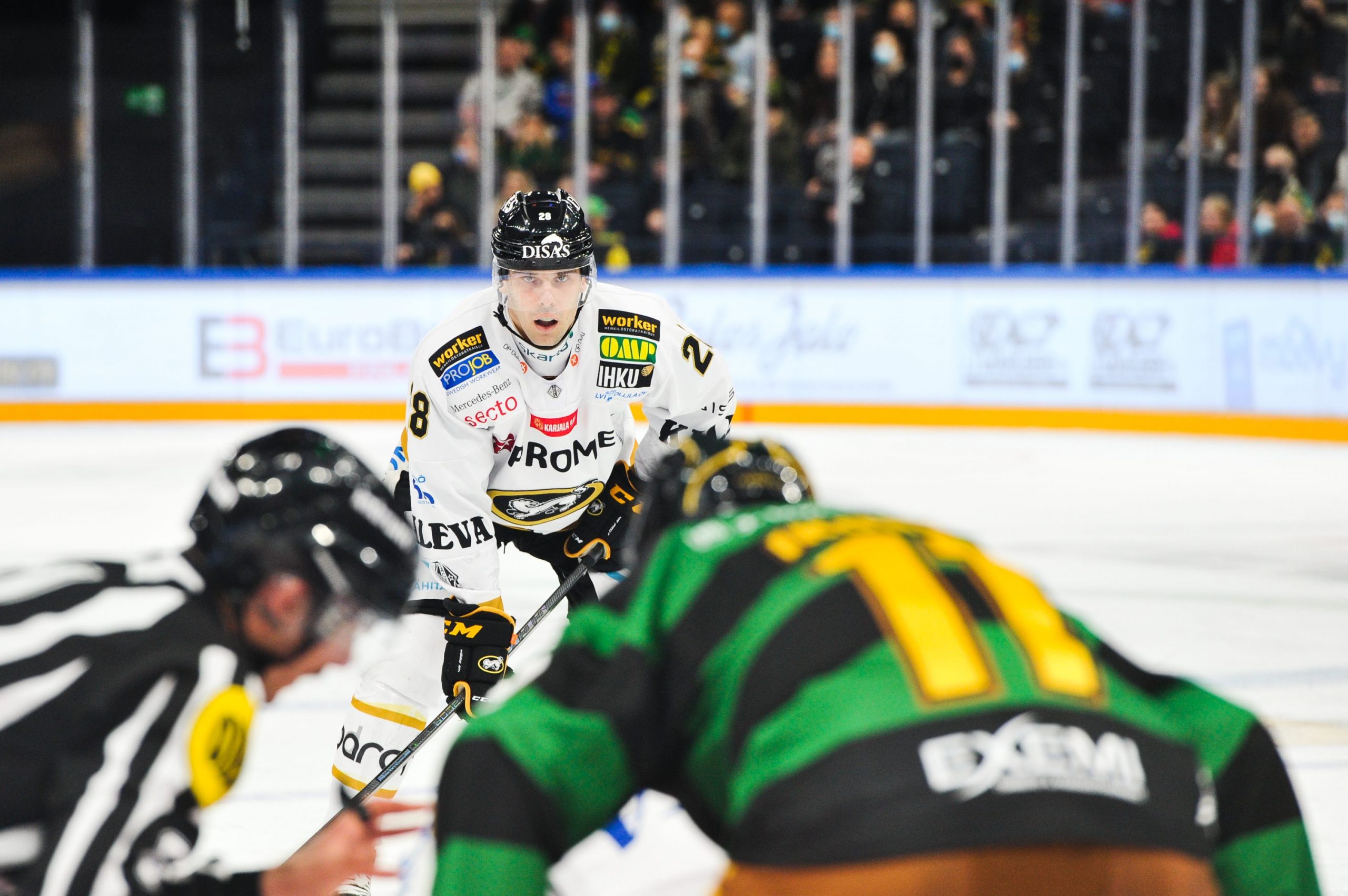 Kärpät vahvisti - Mikko Niemelä siirtyy lainalle Ruotsiin - SuomiKiekko Kärpät vahvisti - Mikko Niemelä siirtyy lainalle Ruotsiin - SuomiKiekko