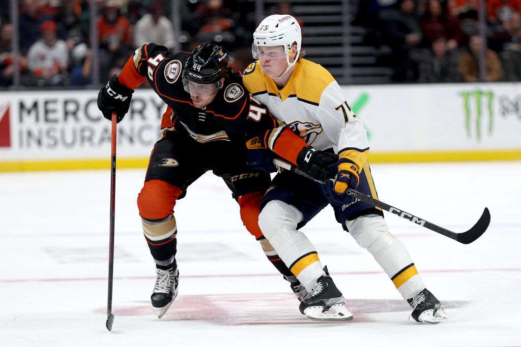 Taas tehoille - voittomaalin iskenyt Juuso Pärssinen teki NHL-historiaa ...